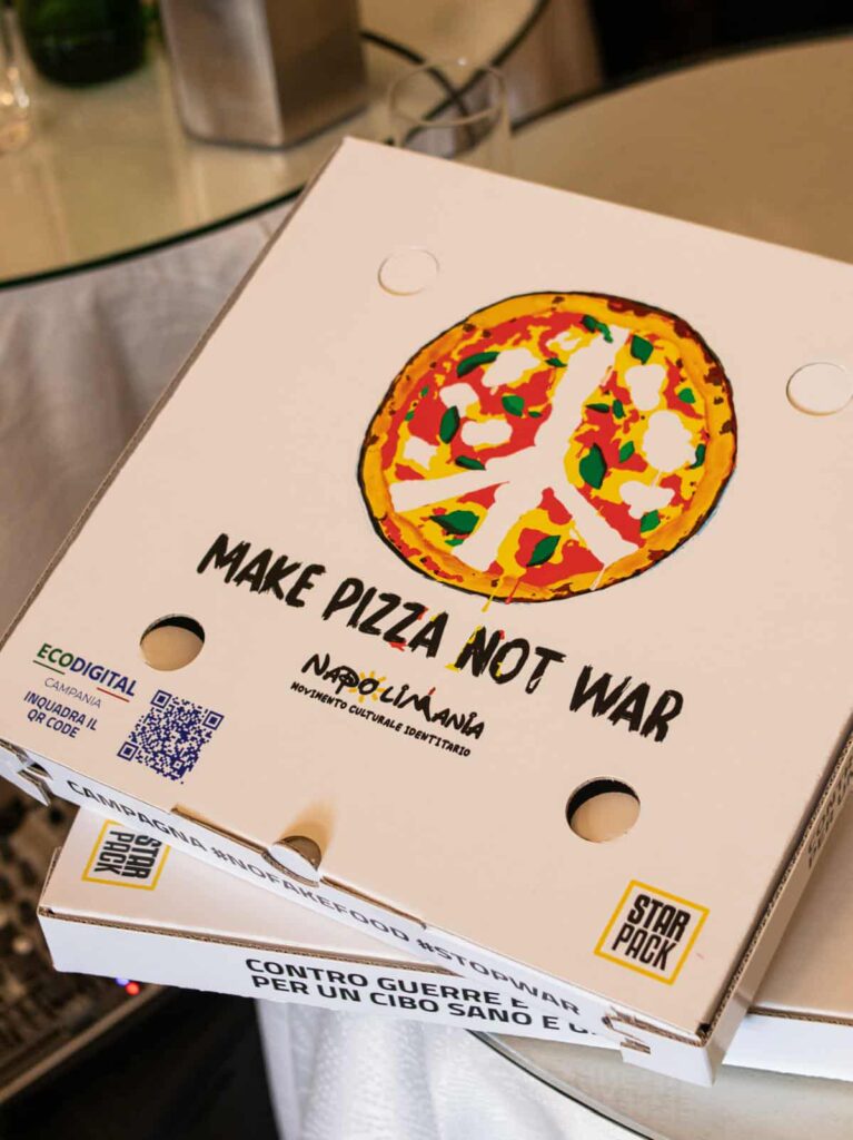 “Make pizza not war”: il cibo più apprezzato al mondo diventa messaggio ...